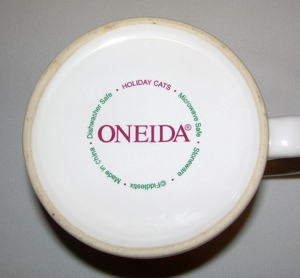 Oneida Fiddlestix Coffee Mug Holiday Cats Red Cape Earmuffs | eBay