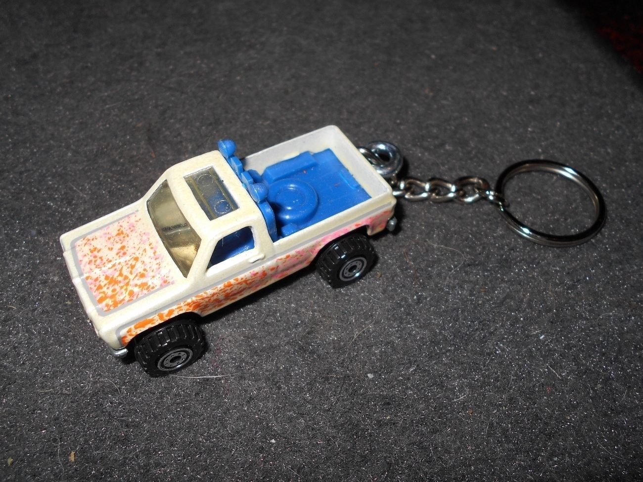1980's CHEVROLET 4x4 PICKUP TRUCK DIECAST MODEL TOY CAR KEYCHAIN ...