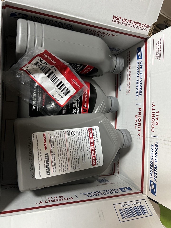 Genuine Honda ATF Type 3 (3.1) X 4 Qts With One Drain Plug | eBay