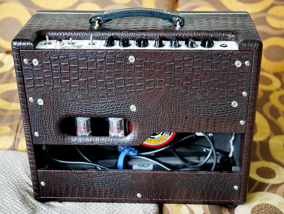 Carr Amplifiers USA Rambler 1x12 26w/13w Tube Combo Amp Alligator Tolex ...