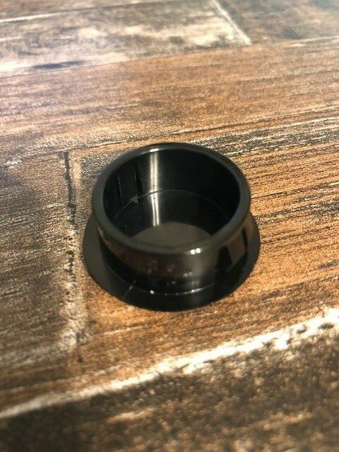 10 Pack 1" Locking Plastic Hole Plug Cap Nylon Panel Knockout Seal Snap ...