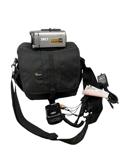 Sony HDR-TD10 Full Hi-Vision HD 3D Handycam Video Camera W/ Extras ...