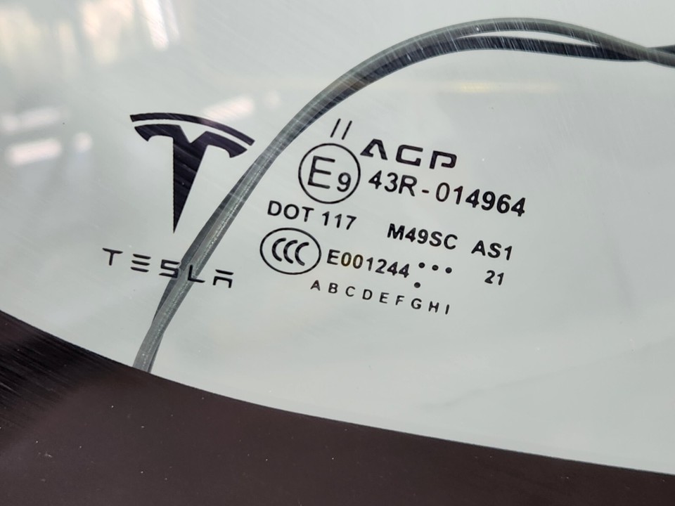 21-23 OEM Tesla Model S Front Windshield Wind Screen Glass W/ Camera | eBay