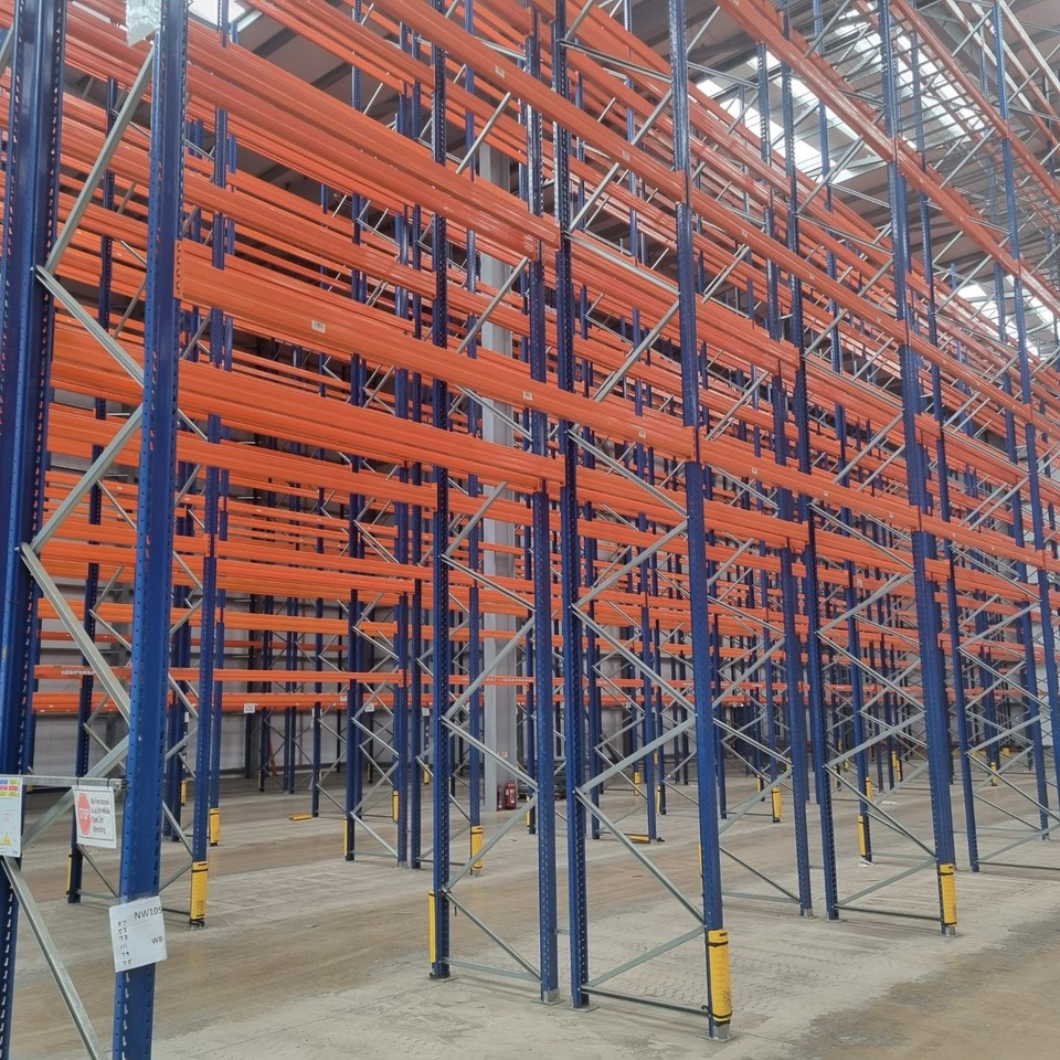 Industrial Used Pallet Racking – Warehouse Storage Racks – Excellent ...