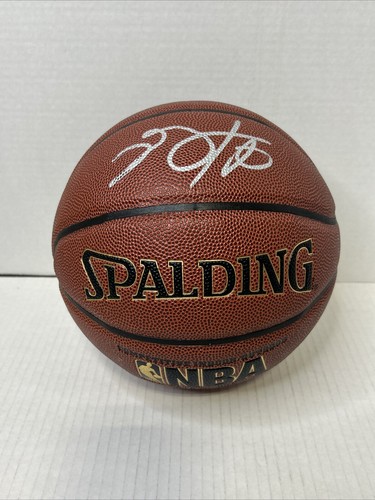 De'Aaron Fox Autographed Official NBA Spalding Basketball- Beckett W ...