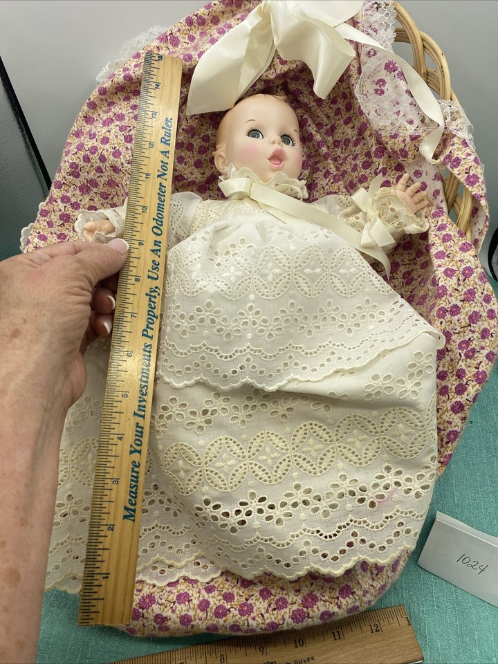 GERBER BABY DOLL 1981 CHRISTENING GOWN WITH & BASKET (VINTAGE) | eBay