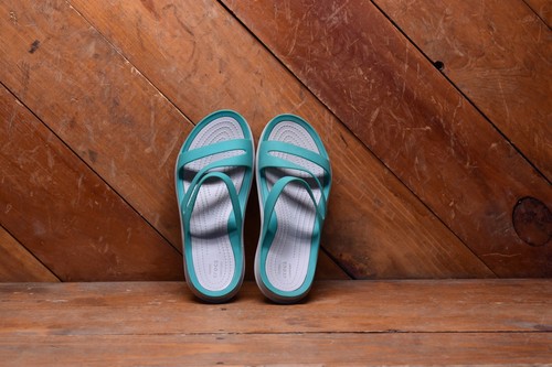 Crocs Women's Swiftwater Lightweight Tropical Teal Sandals Size 9W | eBay