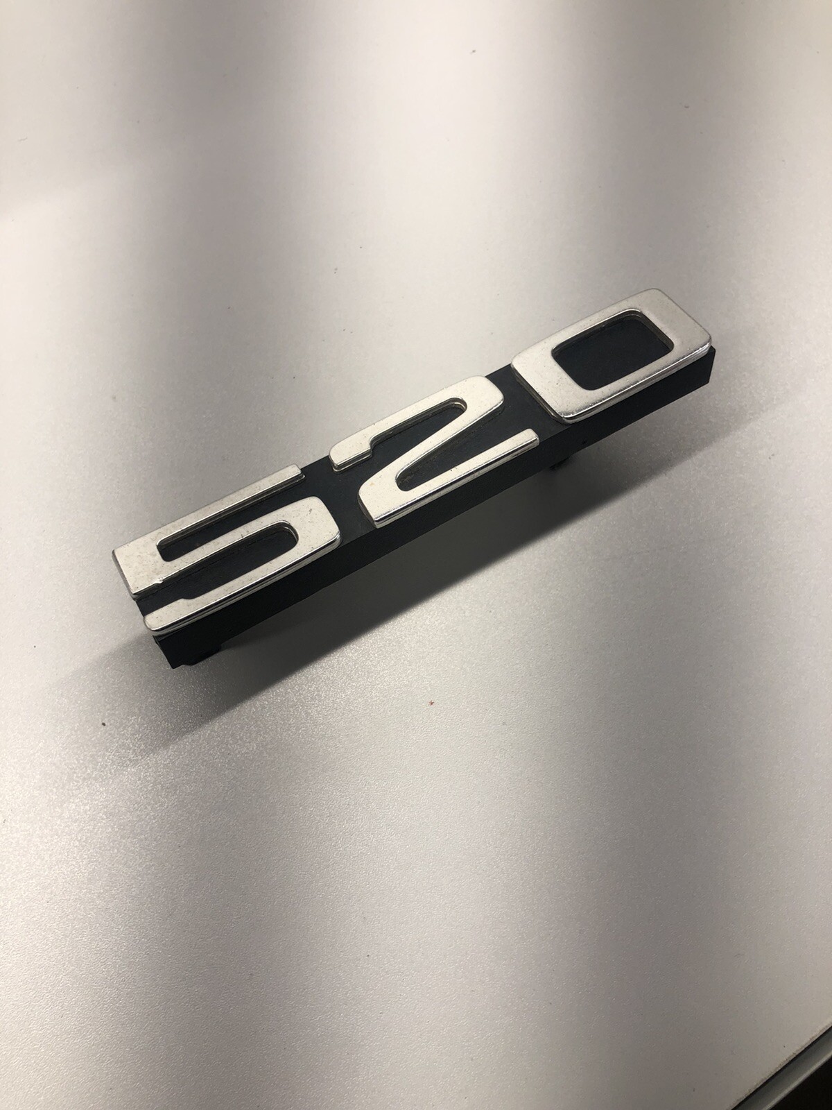 Genuine BMW E12 Front grille Grill badge logo emblem 520i 520 5 Series ...