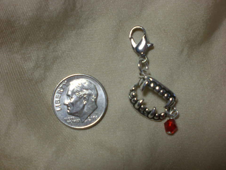 Vampire Fang TeethTwilight Legacies Origionals Blood Drop Earrings ...