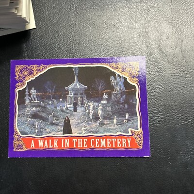 B18s The Addams Family Movie 1991 Topps #51 Morticia A Walk In The ...