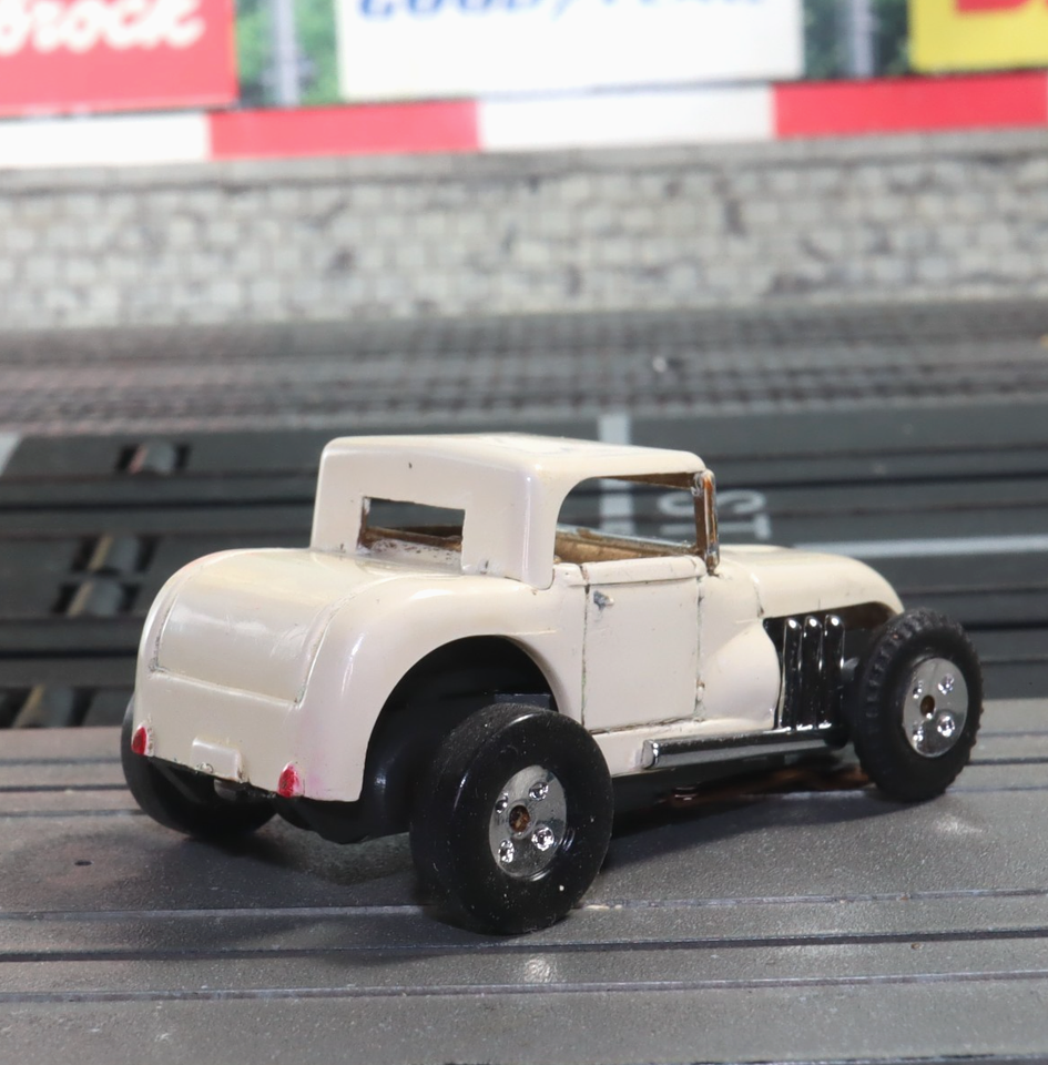 Aurora Tjet Hot Rod Coupe {#1366)& 60's Closed Rivet Chassis + w/Pro 10 ...