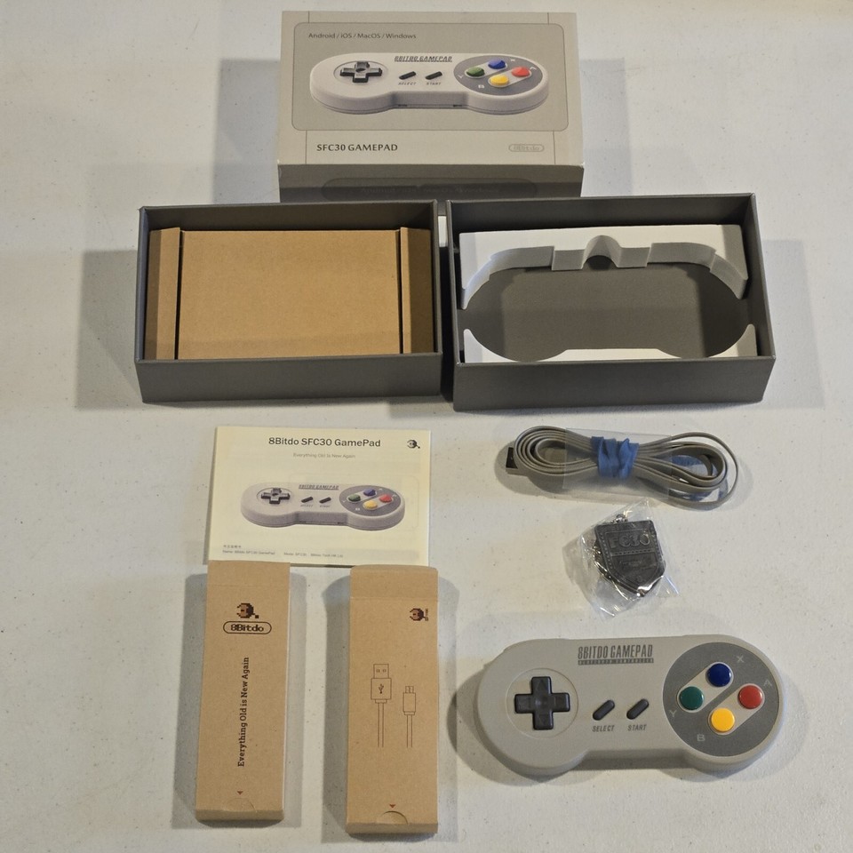 8bitdo - SFC30 - BLUETOOTH GAMEPAD - 30TH ANNIVERSARY FAMICOM EDITION ...