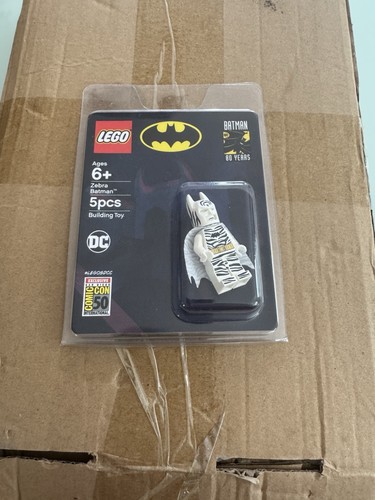 LEGO Zebra Batman 80th San Diego Comic Con 2019 Exclusive Minifigure | eBay
