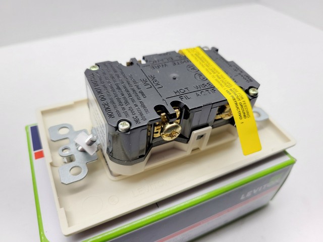 Leviton Gftr2-t 20a 125v Slim TR GFCI for sale online | eBay
