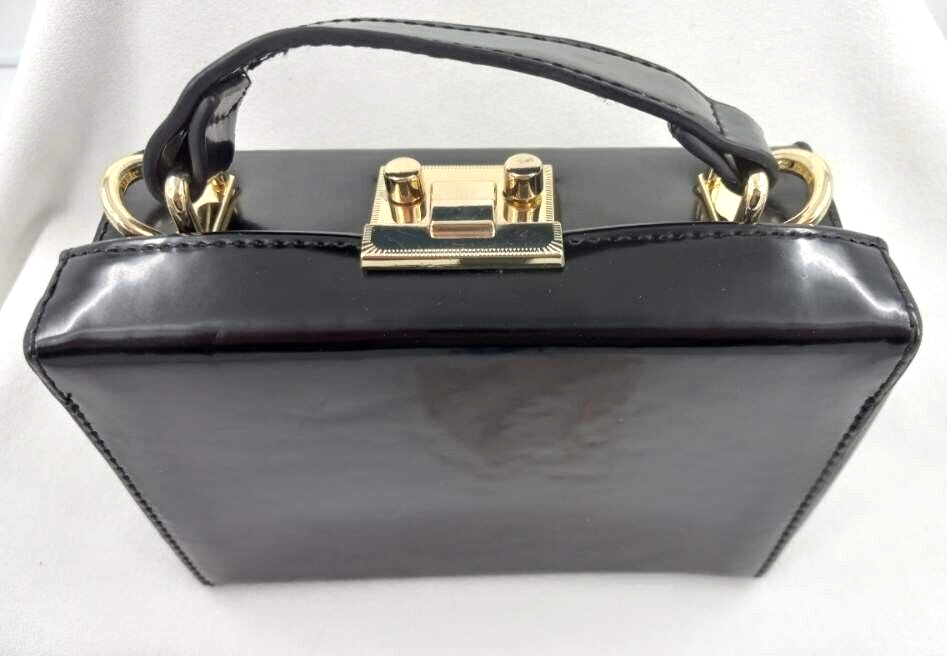 Vintage Urban Outfitters Black PU Mini Train Case Shoulder Bag Gold ...