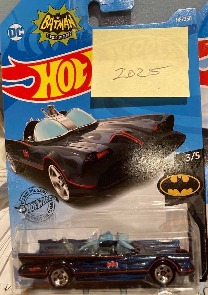 Hot Wheels 1966 Batmobile. Batcycle, Batboat, Batchopter lot of 13 | eBay