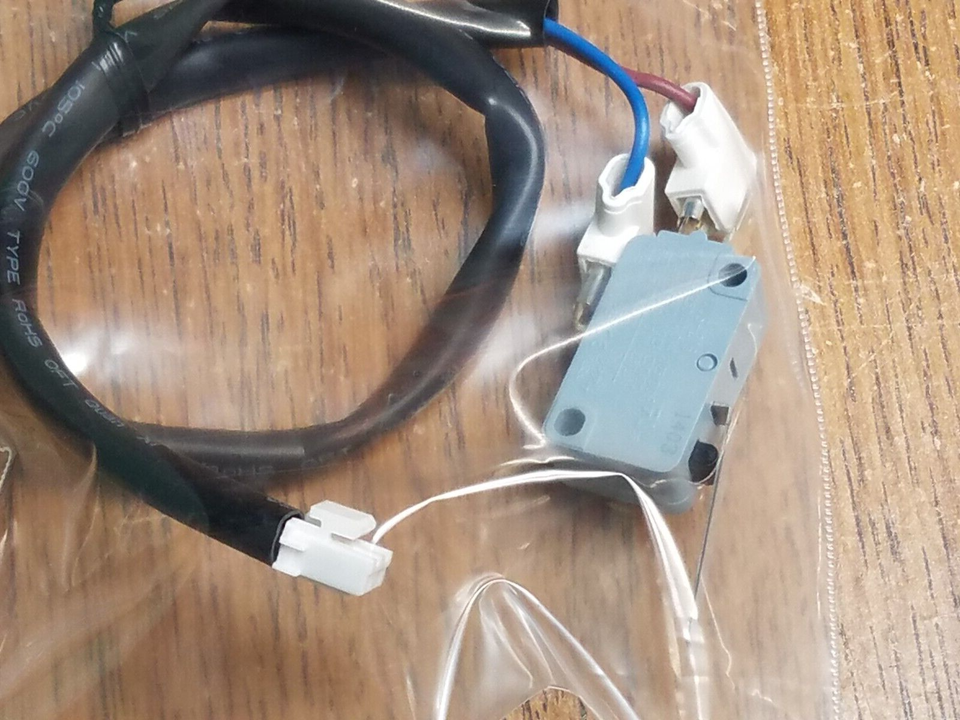 GE Dehumidifier Float Switch Assembly ADEH50LRL2 | eBay