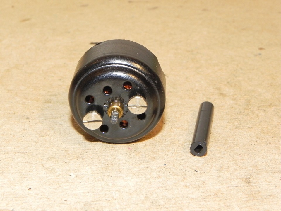 Rivarossi HO Parts 4-6-2 Pacific Steam Locomotive Motor w/ Driveshaft ...