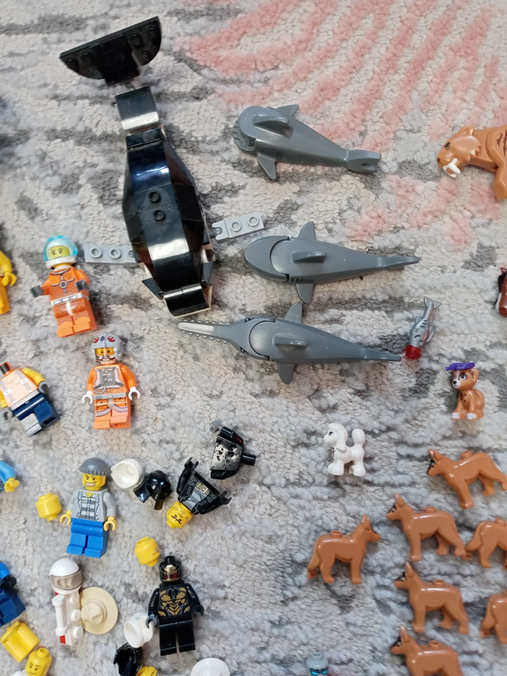 Lot of Lego Mini Figures, Dinosaurs, Animals | eBay