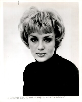 LG975 1964 Original Photo JOAN STALEY is ROBERTA "HONEY HIPS" LOVE on ...