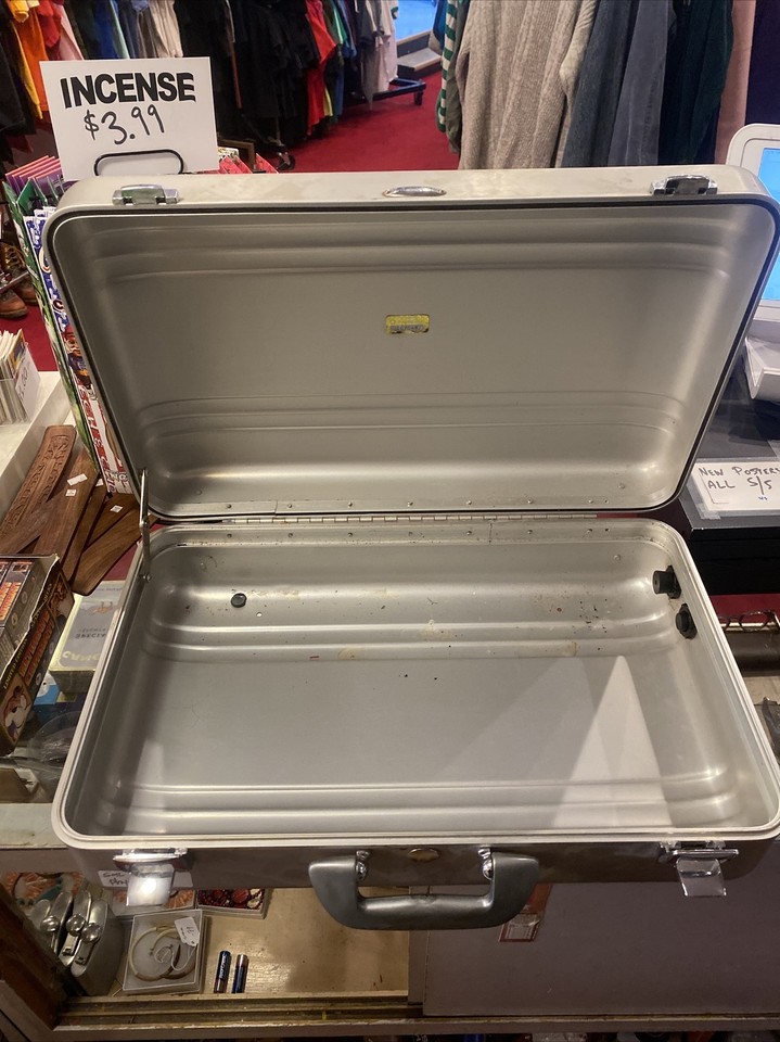 Zero Centurion Elite aluminum camera/equipment case 21" x 13" x 7" | eBay