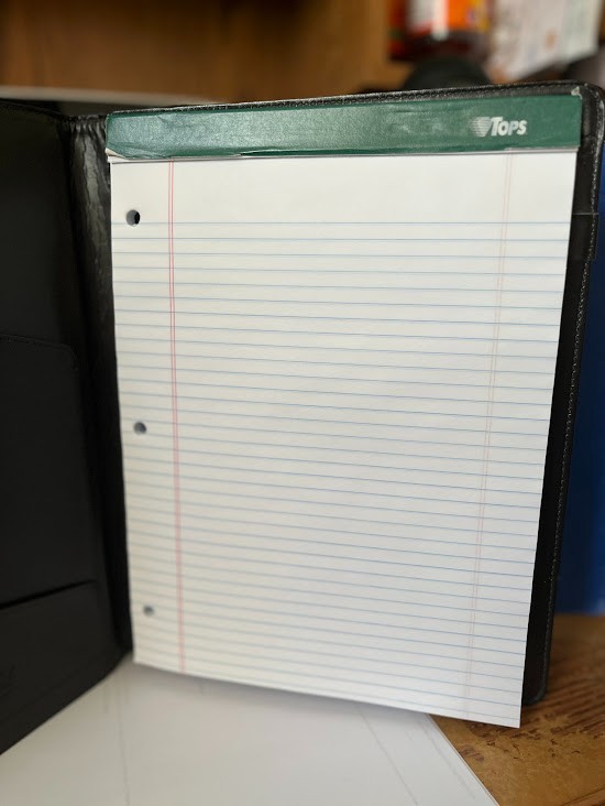 DAY RUNNER Leather FOLDER - Contains Full Tablet - Excellent Condition ...