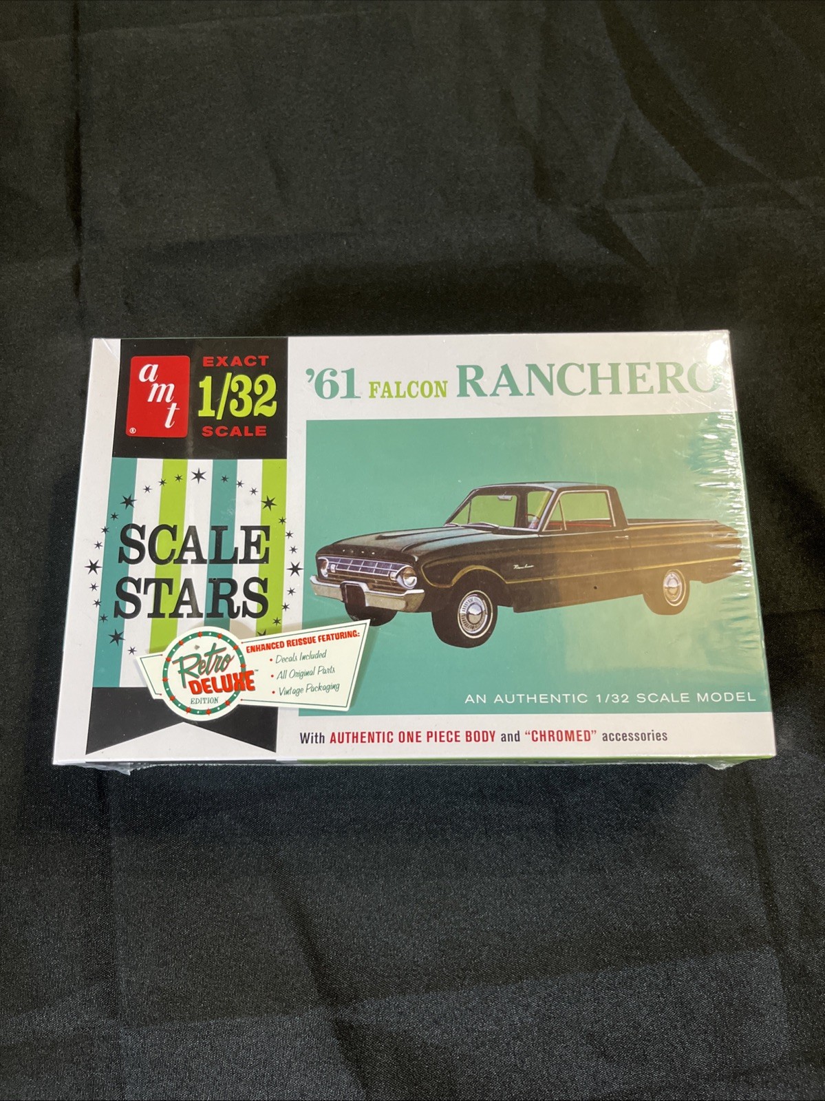 AMT '61 FALCON RANCHERO 1/32 SCALE MODEL KIT #984 | eBay
