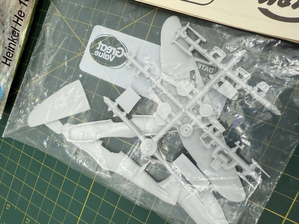 MPM 1/72 HEINKEL He100 WW2 GERMAN LUFTWAFFE FIGHTER MODEL PLANE KIT ...