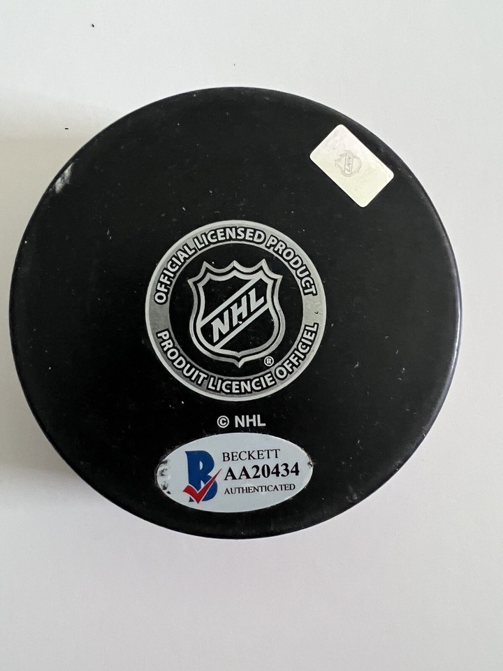 Andrew Shaw Signed Autographed Chicago Blackhawks Logo Hockey Puck ...