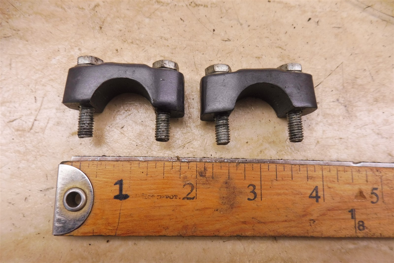 1973 Honda SL100 Enduro H374-1> handlebar top clamps bar clamps left ...