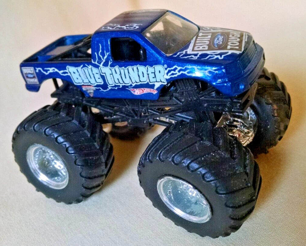 Monster Trucks Blue Thunder