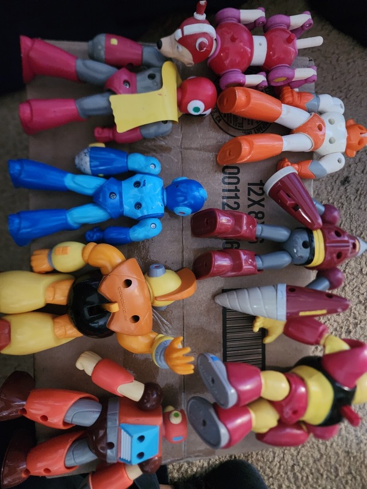 1995 Bandai Capcom Mega Man Action Figure Toy Vintage LOT OF 8 ORIGINAL ...