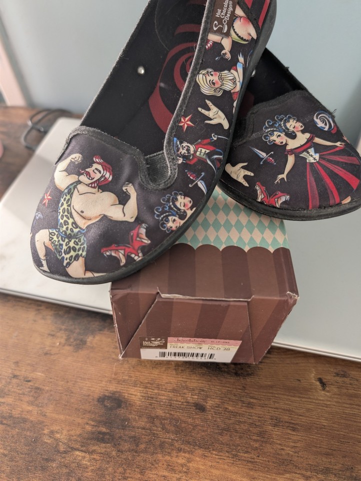 Hot Chocolate Design Chocoholics Freak Side Show Carnival Flat Shoes ...