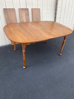 Dining Sets - Maple Dining Set