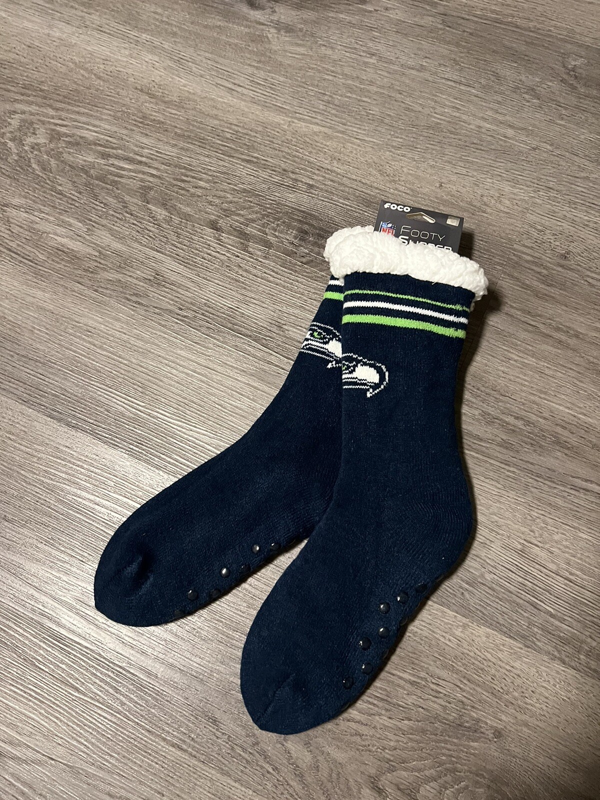 FOCO NFL Seattle Seahawks Sherpa Lined Footy Slippers Non-Skid Bottom ...