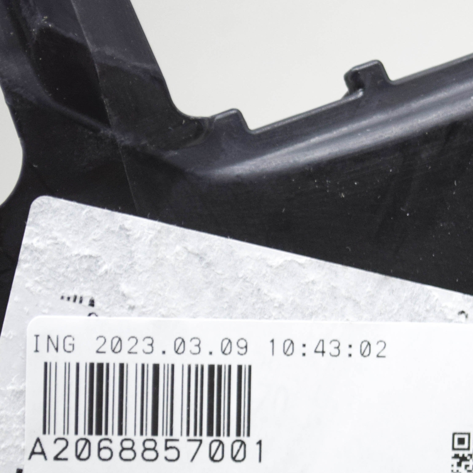 MERCEDES-BENZ C W206 Front Right Bumper Bracket A2068857001 NEW GENUINE ...