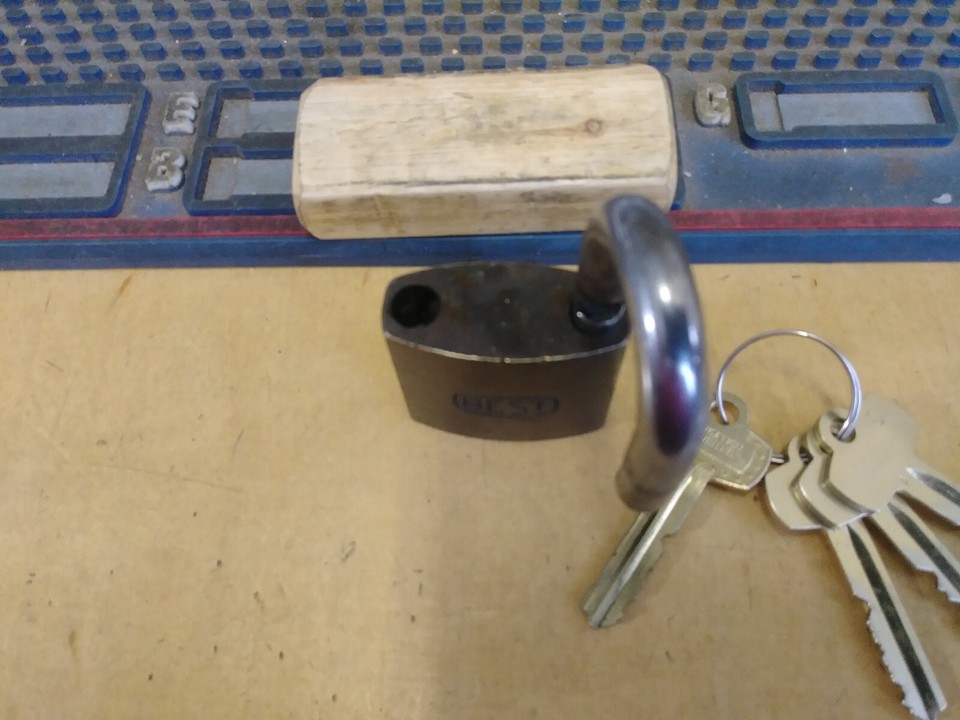 Vintage BEST Padlock PHILLIPS PIPELINE CO w/keys oper/master/control ...