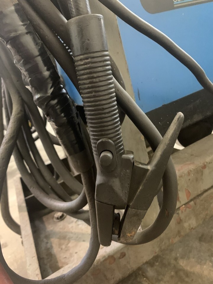 MILLER WELDER GOLDSTAR600SS KD379630 200/250/400 VOLT 3 PHASE W/ 3 ...