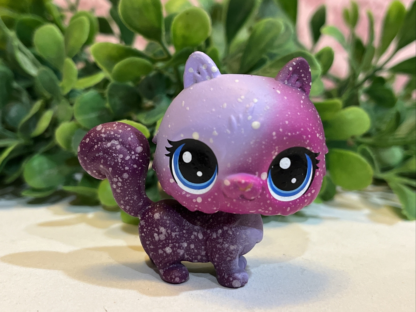 Littlest Pet Shop LPS Authentic Galaxy Cosmic Pounce Purple Himalayan ...