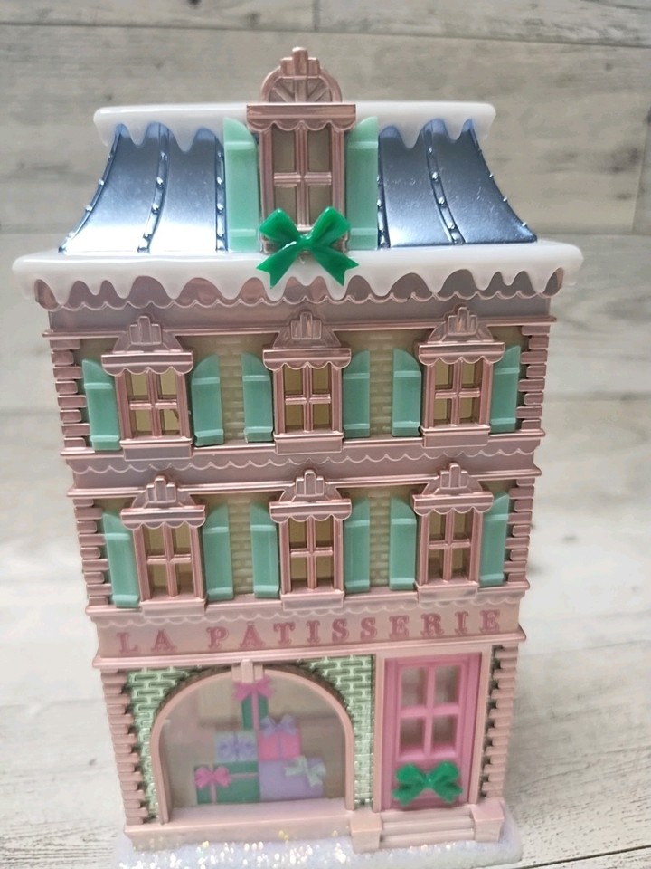 NEW Bath & Body Works BAKERY EMILY IN PARIS Wallflower Plug Nightlight ...