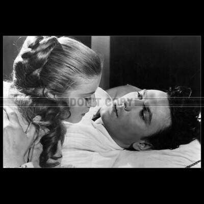 Photo F.022493 LAURENCE HARVEY & SUSAN SHENTALL (ROMEO AND JULIET) 1954 ...