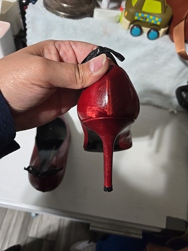 Richard Tyler Red leather heels With Black Bow # M 9 | eBay