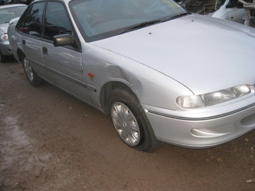 HOLDEN COMMODORE RIGHT DOOR MIRROR VR-VS, POWER, BLACK, 06/1993-07/1997 | eBay