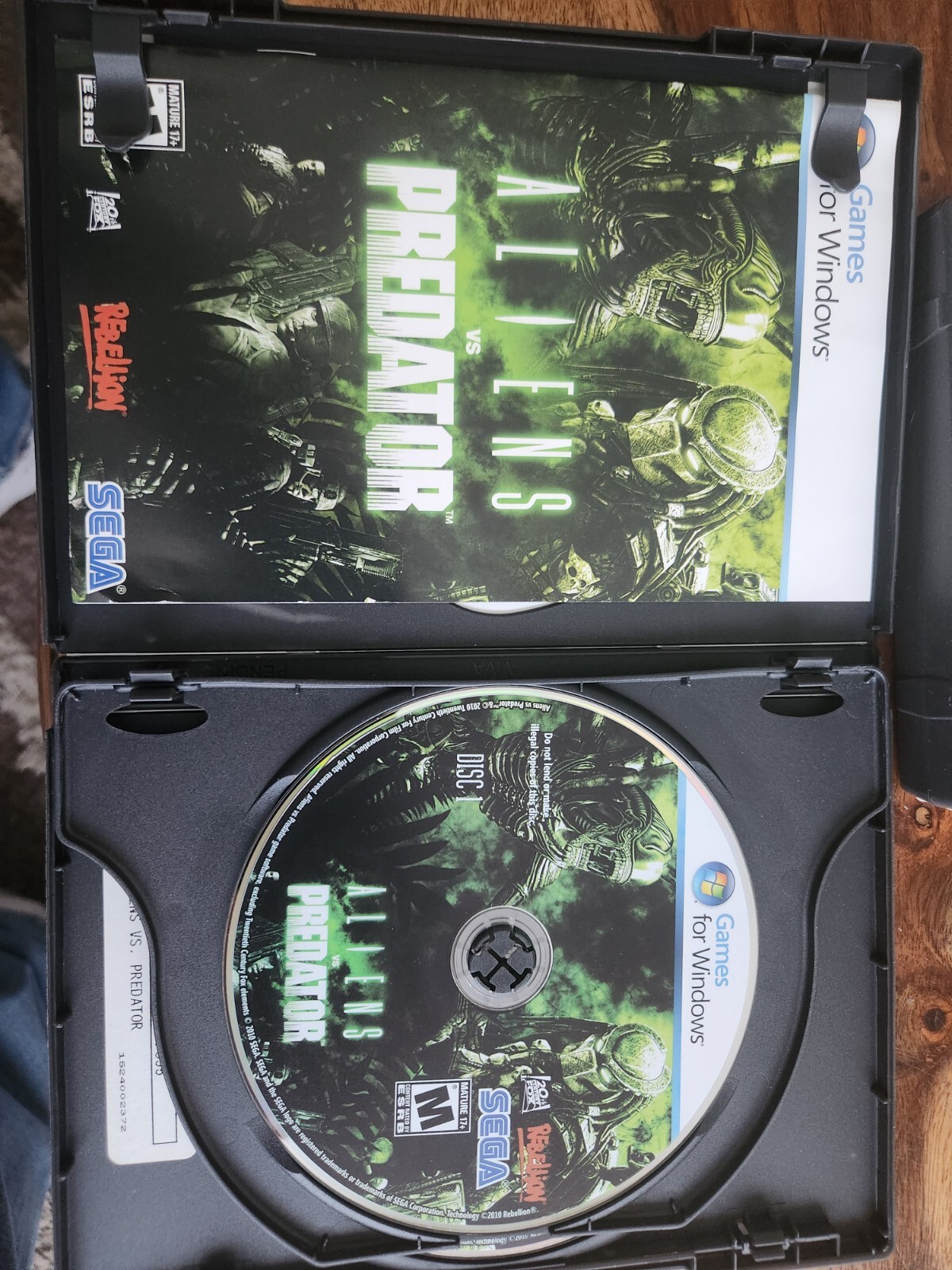 Aliens vs. Predator (PC, 2010) Complete 2 Disc With Manual 10086852431 ...
