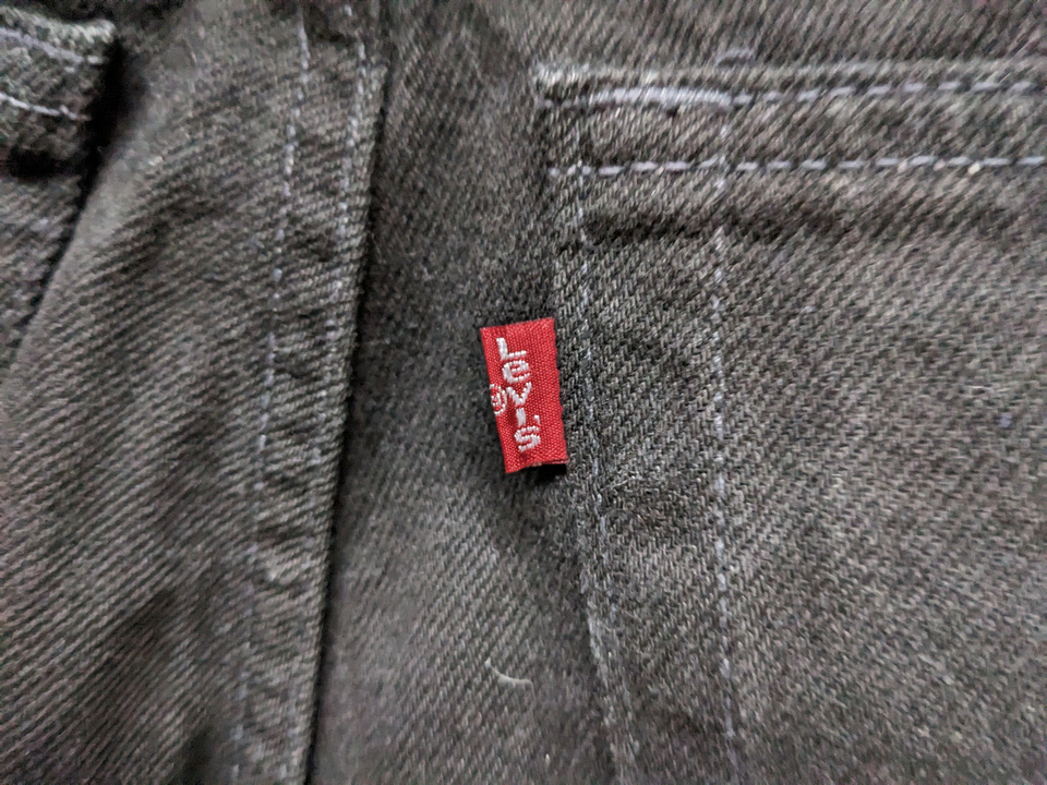vtg 90s made in Canada Levis 550 jeans men's 38 x 34 black denim ...