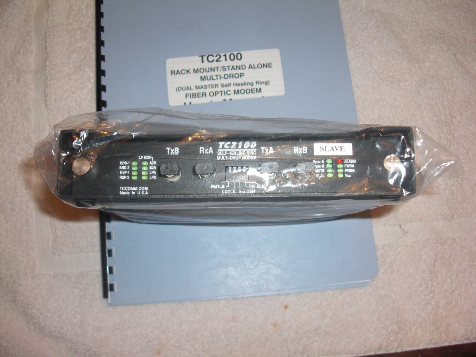 TC COMMUNICATIONS TC2100 STAND ALONE MULTI-DROP FIBER OPTIC MODEM SLAVE ...