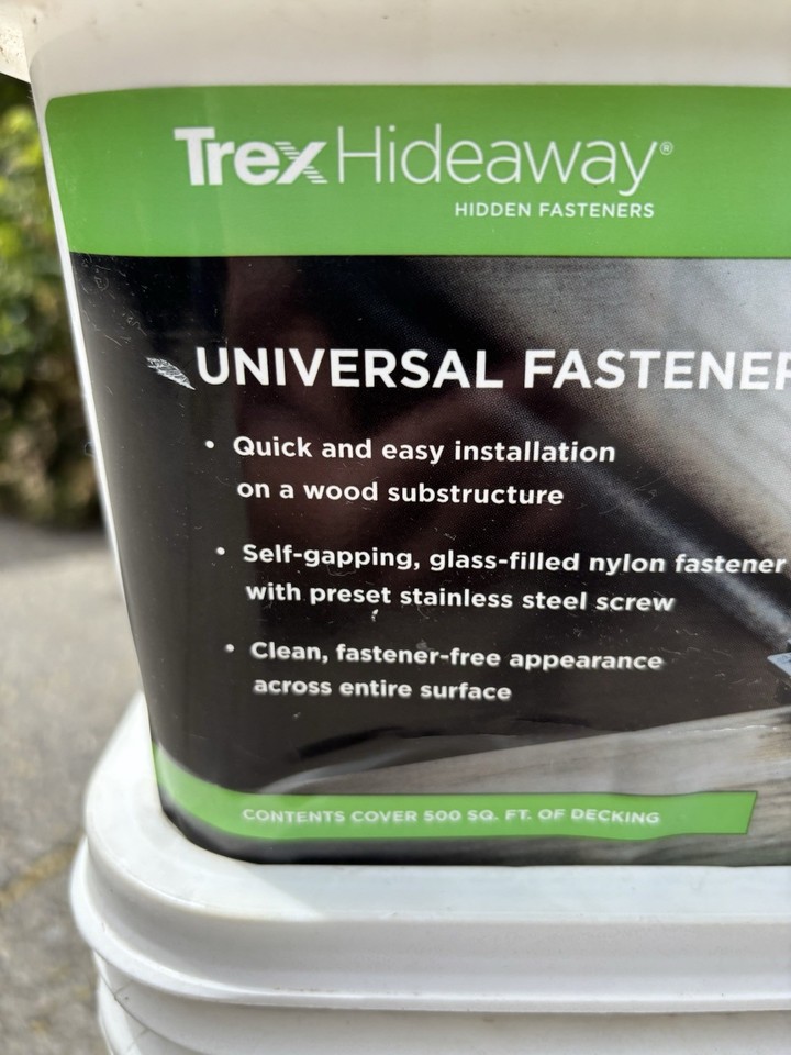 100 SQFT TREX Hideaway Universal Hidden Deck Fastener Clips New Read ...