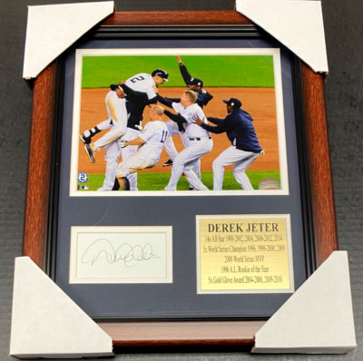 DEREK JETER Autographed Signature Facsimile Reprint Framed 8x10 Photo ...