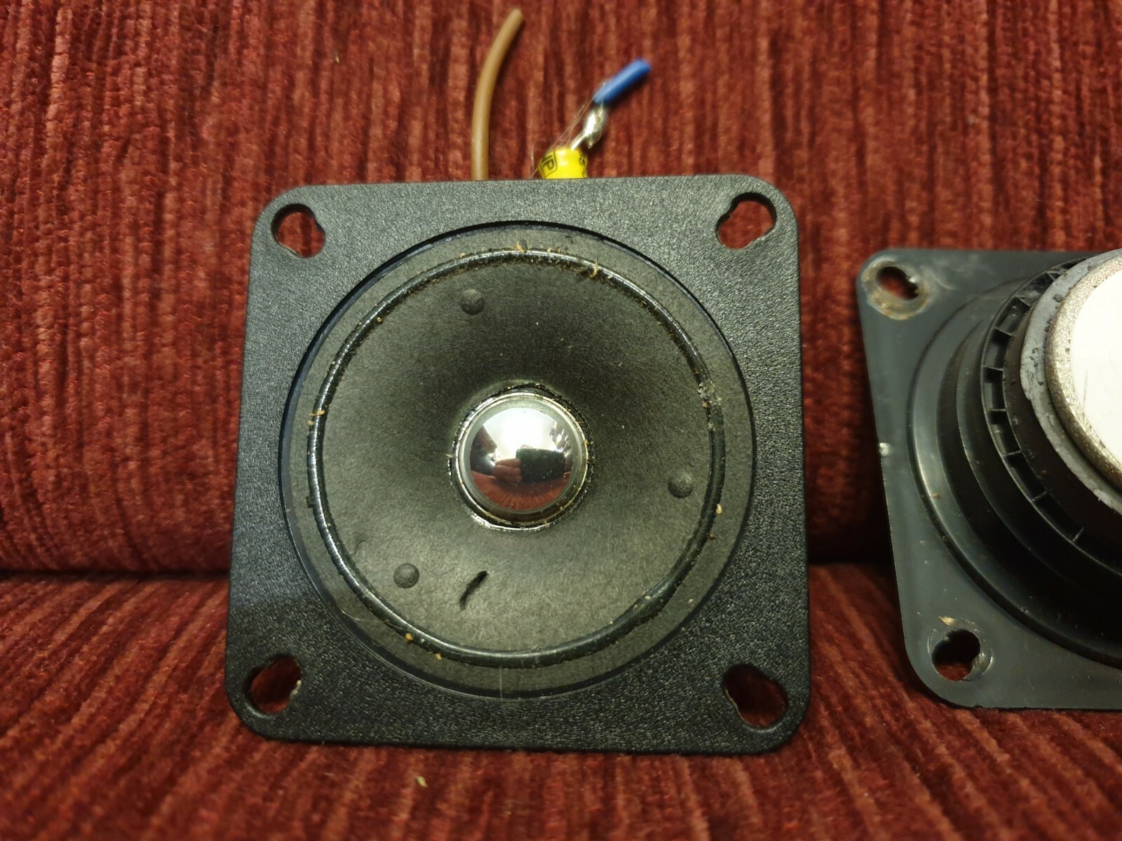 2 x Tweeter PHILIPS 00/22360 T8 , 8 ohm , tested 2404 257 22505 ...