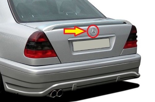 NEW GENUINE MERCEDES BENZ MB C E W124 W202 REAR BOOT TRUNK LID STAR ...